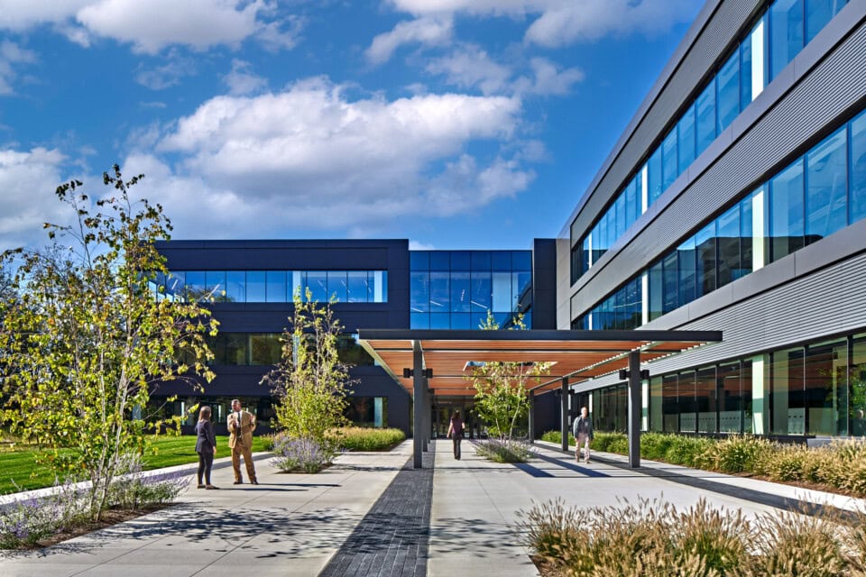 Mercedes-Benz Financial Services Unveils New Corporate Campus