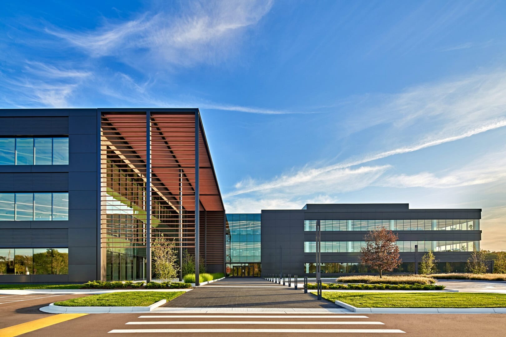 Mercedes-Benz Financial Services Unveils New Corporate Campus