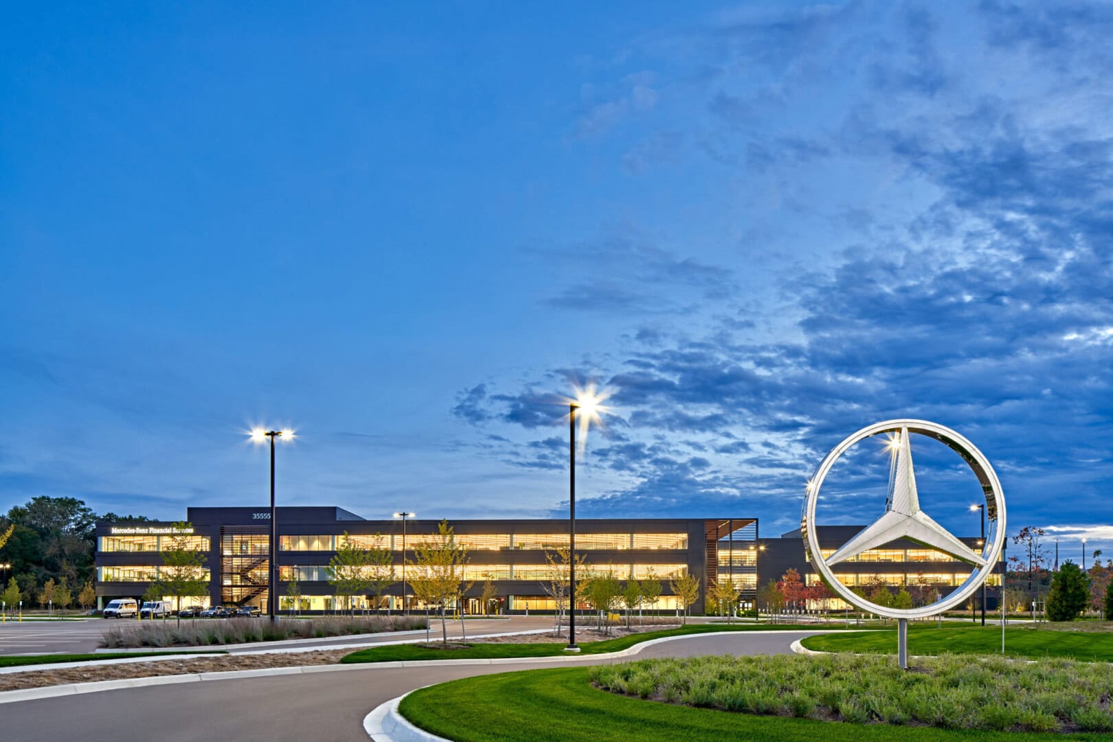 Mercedes-Benz Financial Services Unveils New Corporate Campus
